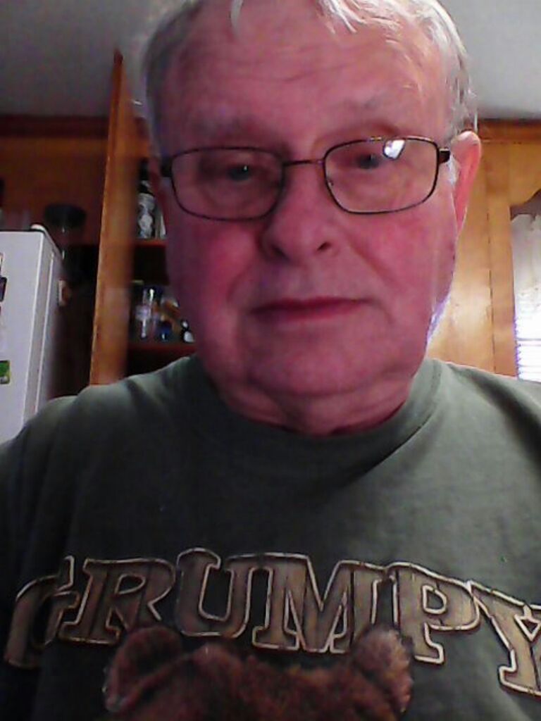 Elliott Thompson - rcherz.com